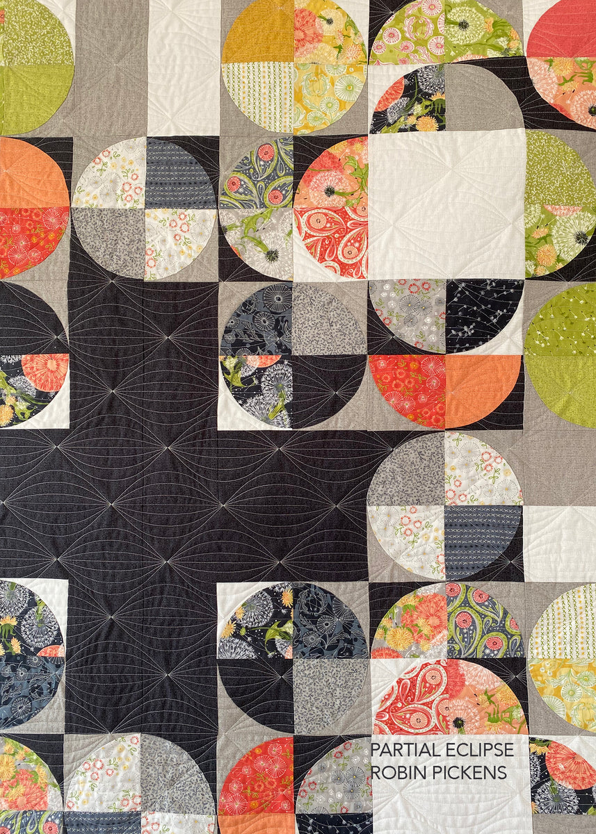Partial Eclipse (printed) quilt pattern with paper template – Robin Pickens