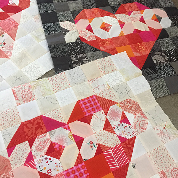 XOXO Heart Mini Quilt_Digital PDF – Robin Pickens