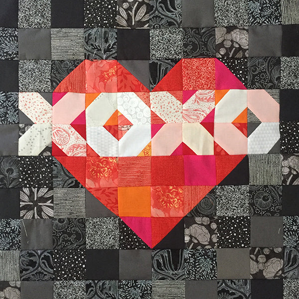 XOXO Heart Mini Quilt_Digital PDF – Robin Pickens